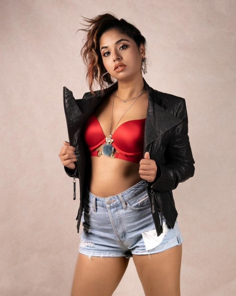 Sheuli Maithili - World Model Directory © Fashion • Media • Entertainment